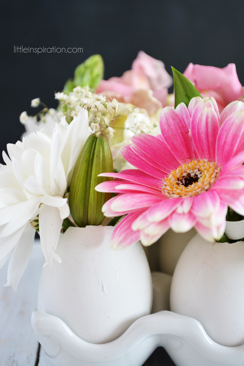 DIY Eggshell Flower Centerpiece » Little Inspiration