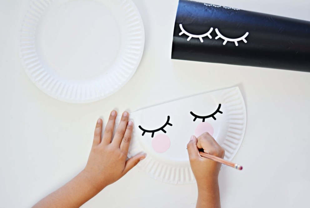 Kid Craft: Paper Plate Purse » Little Inspiration